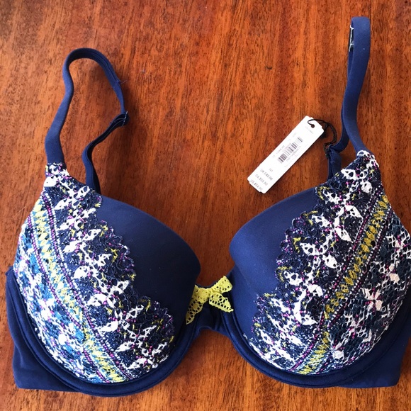 Victoria's Secret | Intimates & Sleepwear | Nwt Vs Bra 32d Perfect ...